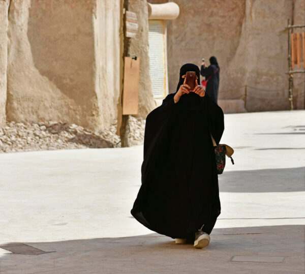 Exploring Emirati Culture Traditions, Customs, and Heritage - Day To ...